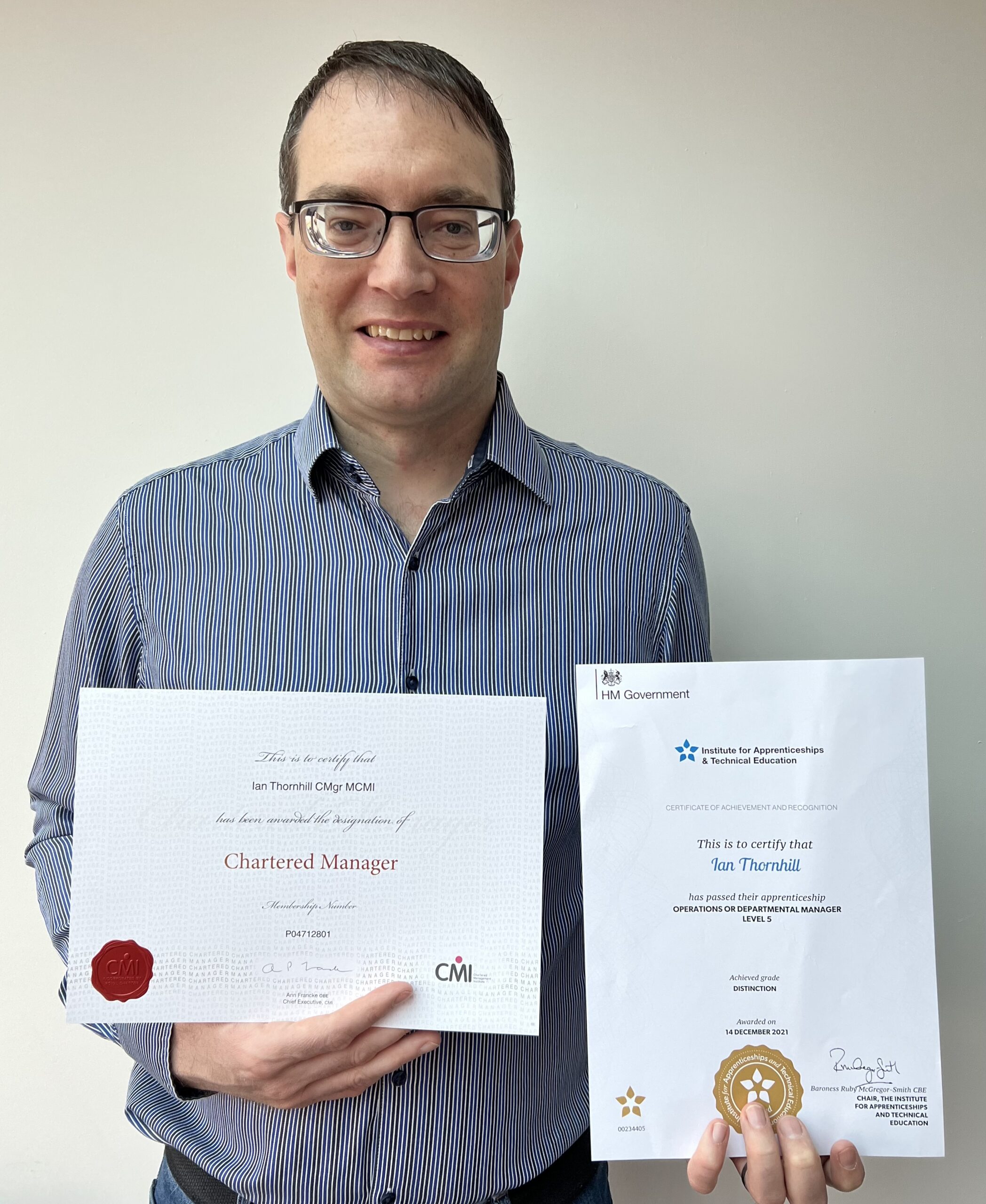 Ian achieves distinction in Ops Manager Apprenticeship & CMI ...